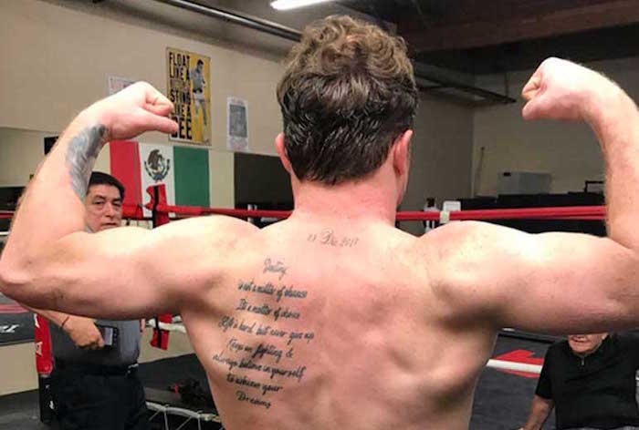 Critican al Canelo por su nuevo tatuaje - Reto Diario
